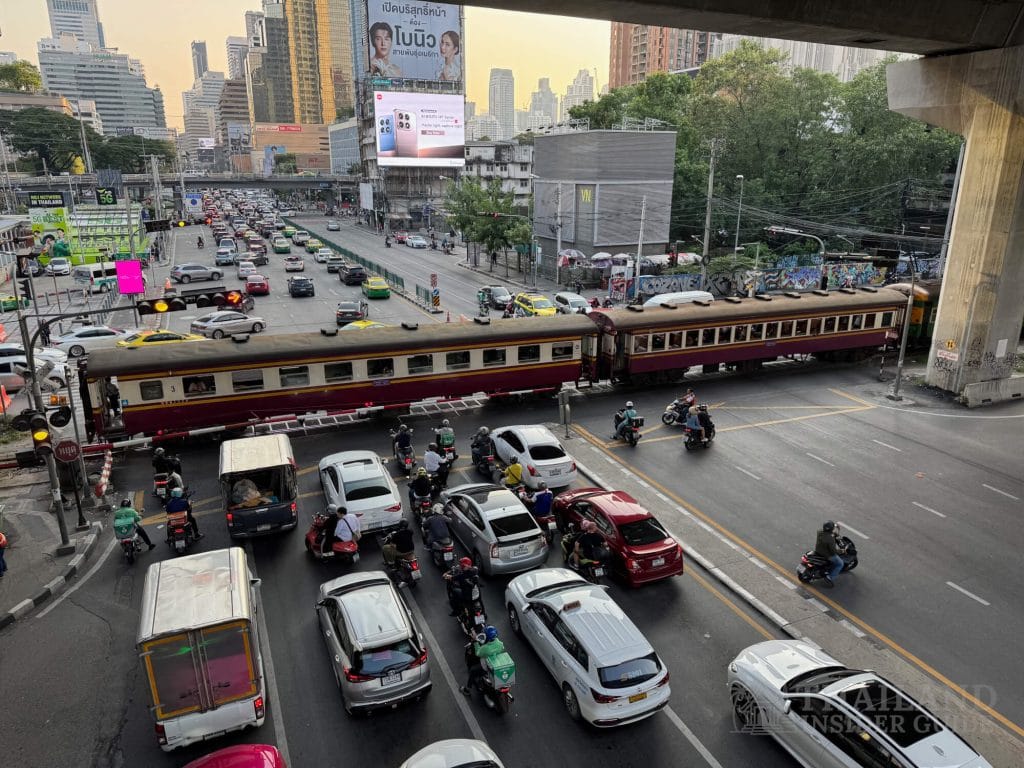Getting Around Bangkok: Transport, Trains & Taxis